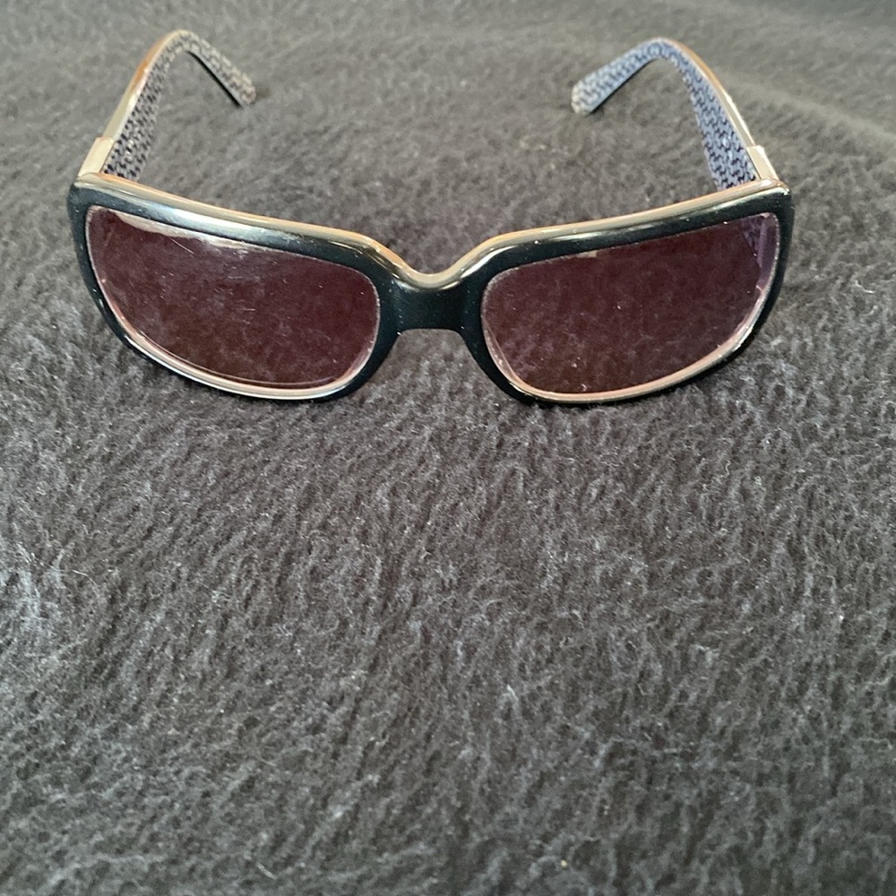 Coach Sunglasses Black/Gray Gradiant Frames, No Case - Gem